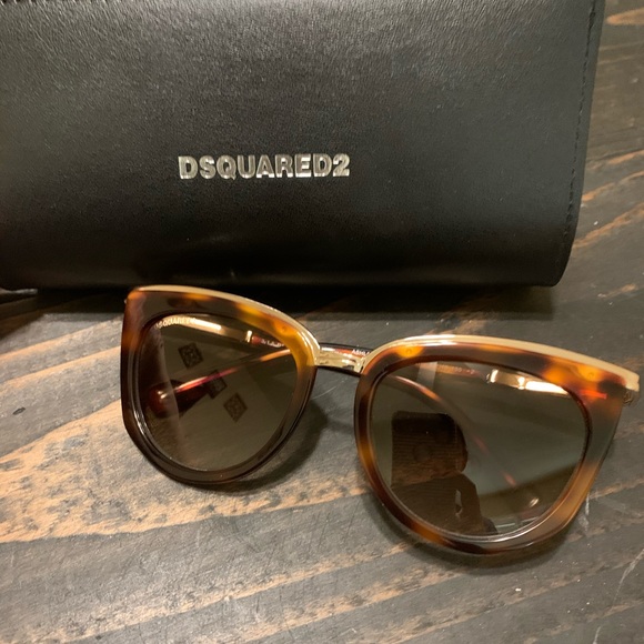 DSQUARED | Accessories | New Dsquared Sunglasses | Poshmark